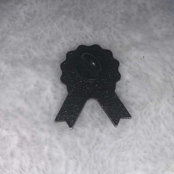 Chuck E Cheese | Accessories | Chuck E Cheese Pin | Poshmark